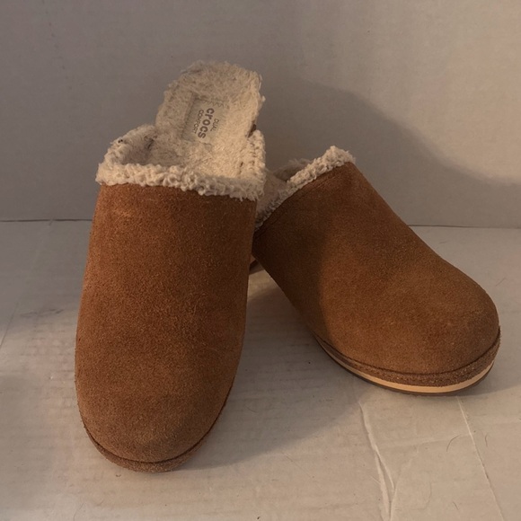 CROCS | Shoes | Crocs Brown Suede Clogs With Cozy Sherpa Lining | Poshmark